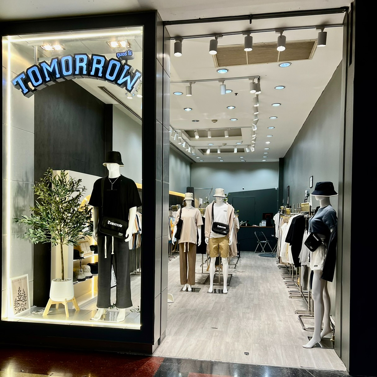 tomorrow_officialtmrw, ร้านค้าออนไลน์ | Shopee Thailand